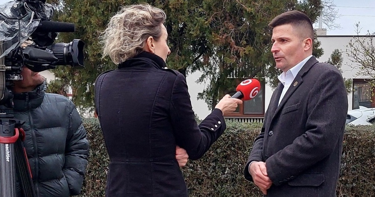 Róbert Švec: Petíciu za vyhlásenie referenda podpísalo už takmer 240 ...