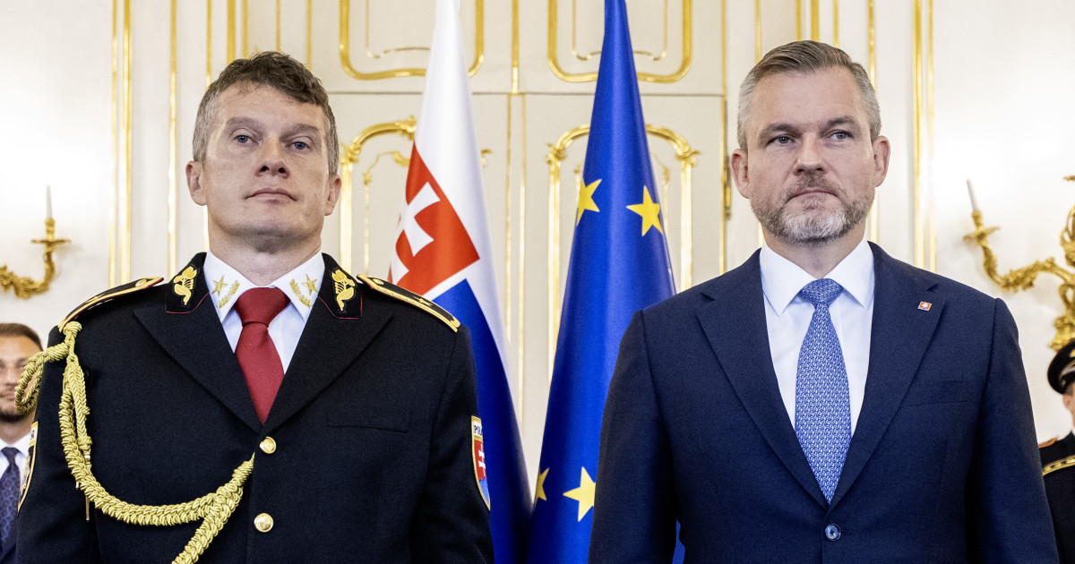 Prezident vymenoval troch generálov, medzi nimi aj Branislava Zuriana ...