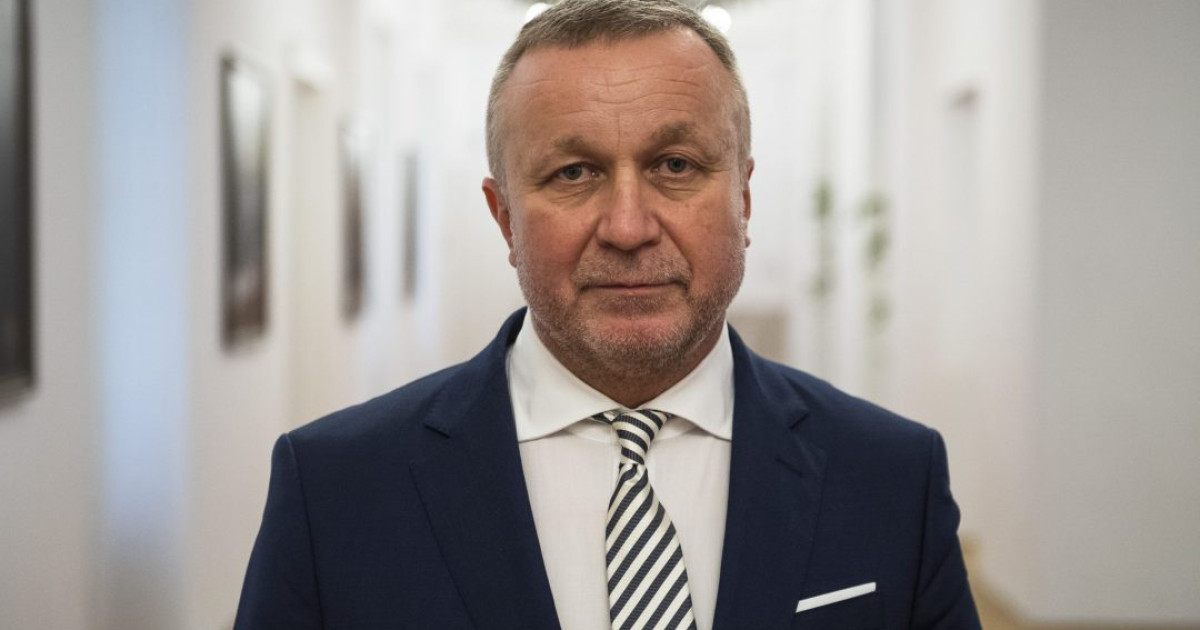Sudca Kliment si pod sebou podrezal konár: Minister žiada jeho koniec ...