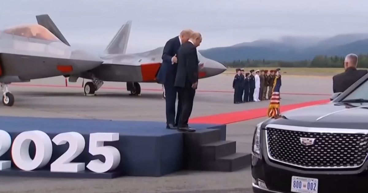Zo zákulisia. Putin na koni, ponížený Trump! (VIDEO) | Hlavný Denník