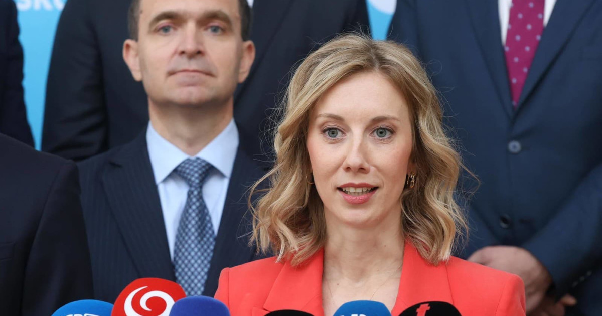 Politológ varuje pred fanatičkou z PS: LUCIA YAR? V EP nájdete len málo takých šialencov! (VIDEO ...