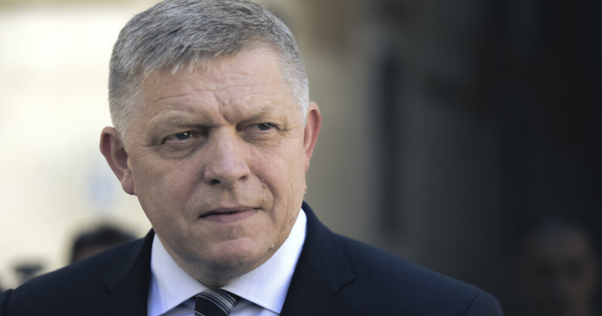 Žiadna izolácia Slovenska! Fico sa o týždeň stretne s Macronom ...