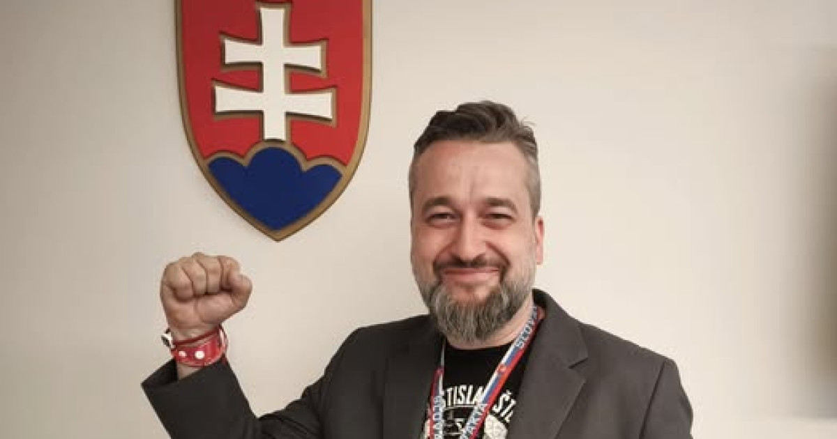 Blaha opozičným deckám: Premiérovi nesiahate ani po členky! (VIDEO ...