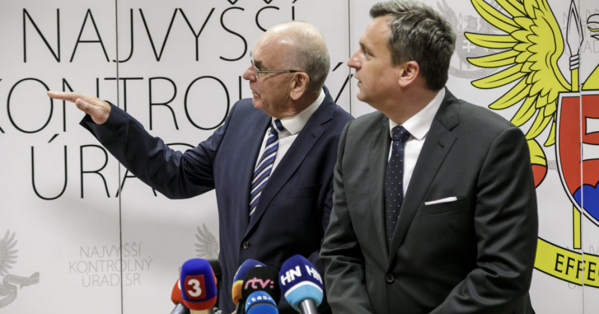 Kontrolóri potvrdili, že SNS je na obrane bezpečnostné a finančné ...