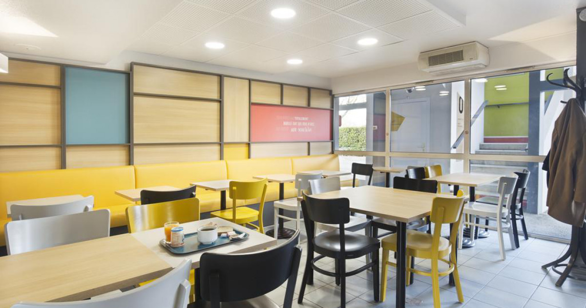 Judith Bergman: Prečo ženy zmizli z kaviarní a barov v moslimských ...