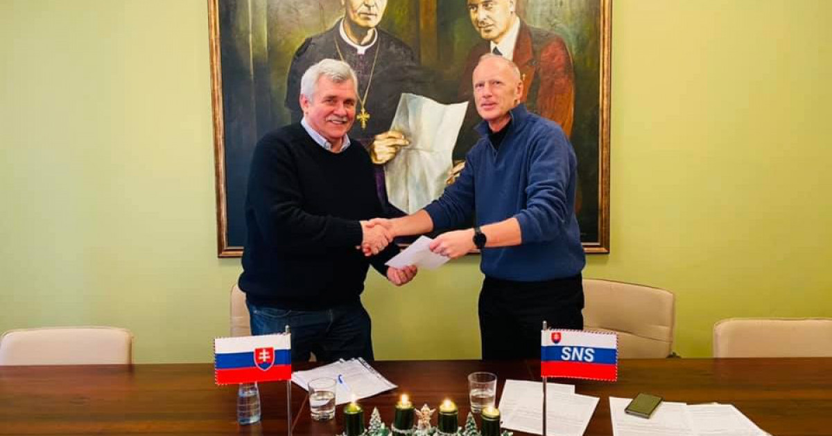 SNS a Peter Marček ohlásili "Novoročnú dohodu za lepšie Slovensko ...