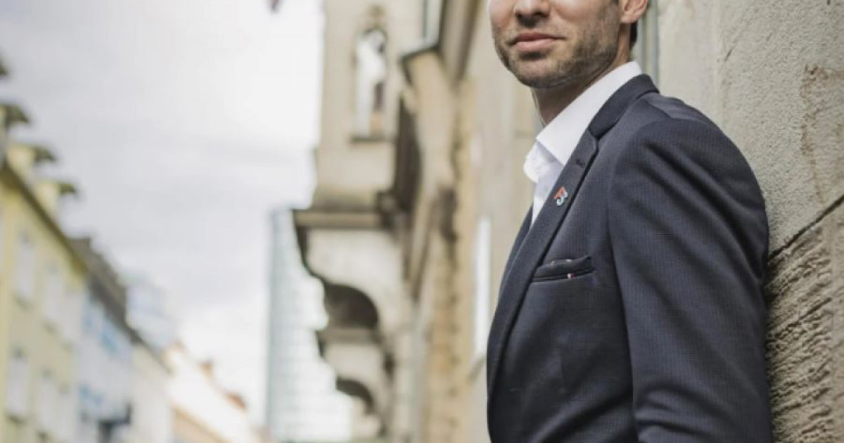 Šimečka konšpiruje: Z ambasády v ČR riadila Moskva spravodajské ...