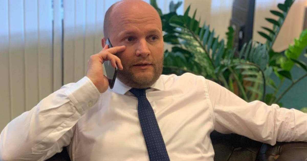 Šutaj Eštok vracia úder: "Ste najneschopnejší minister obrany v ...