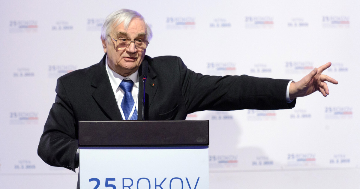Vo veku 89 rokov zomrel politik I. Čarnogurský | Hlavný Denník Vo veku 89 rokov zomrel politik I. Čarnogurský | Hlavný Denník
