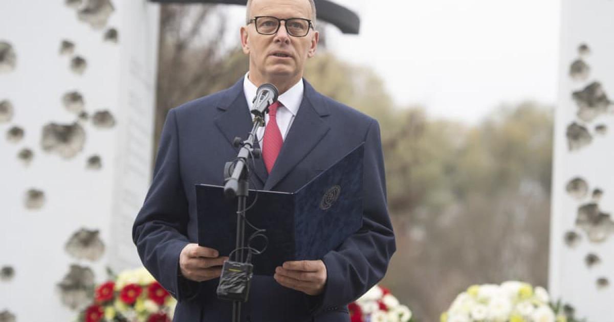 Boris Kollár NA ROVINU: Aj po 30-tich rokoch sa máme MIZERNE! | Hlavný ...