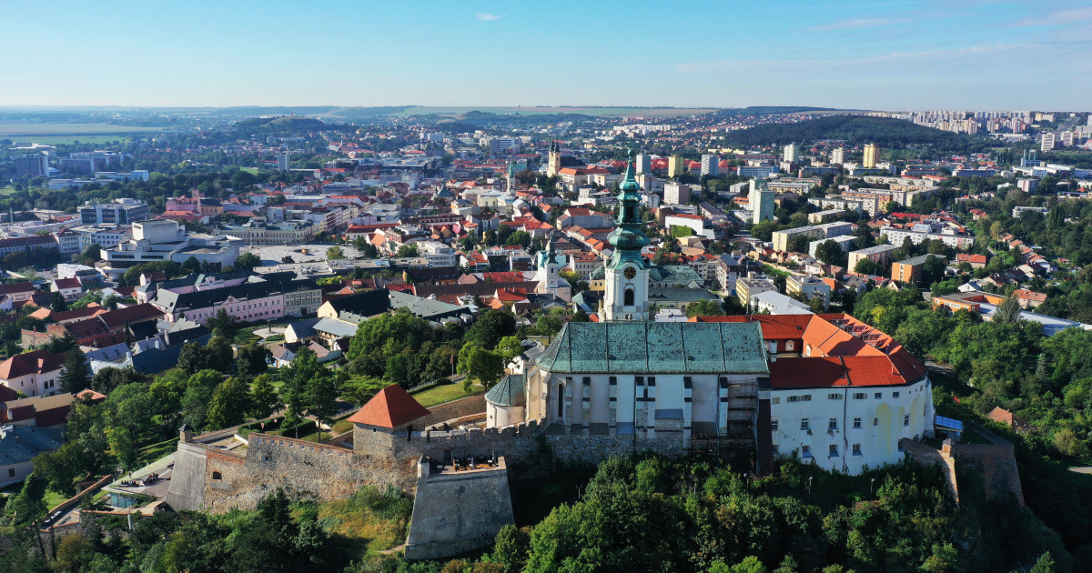 Nitra: Na sídlisku Klokočina vzniknú nové parkovacie miesta | Hlavný Denník