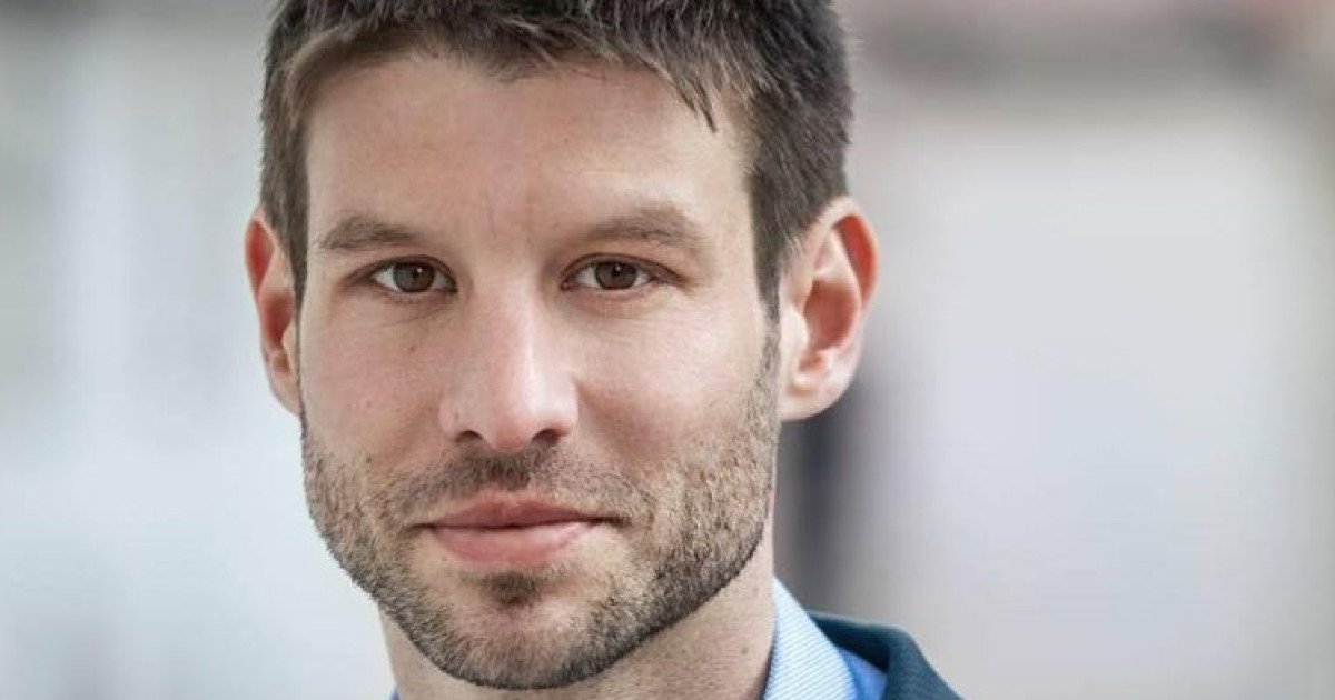 Neschopný Šimečka nudí už aj mainstream! Hľadá sa líder! | Hlavný Denník