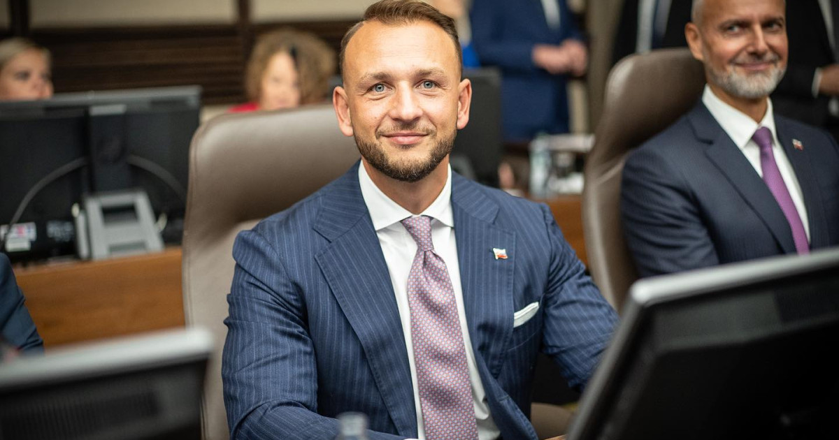 Vyjadrenie Matúša Šutaja Eštoka: BOLO UŽ NAČASE SPRAVIŤ NA SLOVENSKU ...