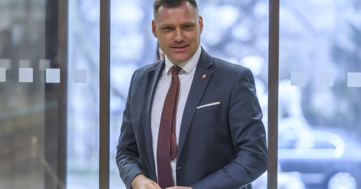 Tarabovo "podivné" kamarátstvo | Hlavný Denník