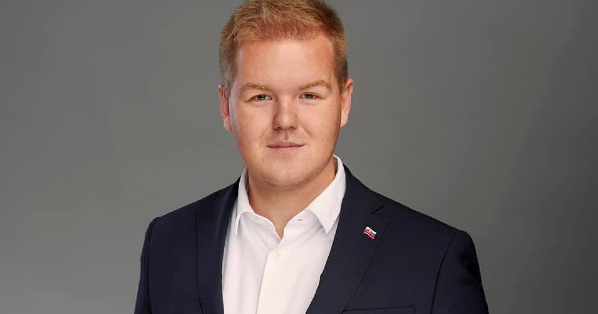 Bartek vyhlásil, že opozícia nemala inú možnosť ako skloniť hlavy ...